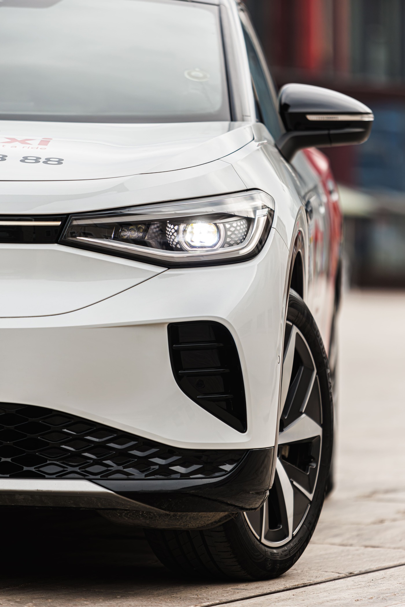 DuaTaxi – Eco-Friendly Taxi Service in Tirana, Albania